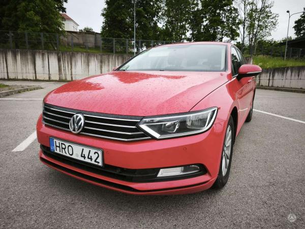 Red Volkswagen Passat 2015 in Telschi, with an engine capacity of 1.60 L and mileage of 345 thousand km for 6200 €, photo 3 on AUTOMOTO.COM.LV