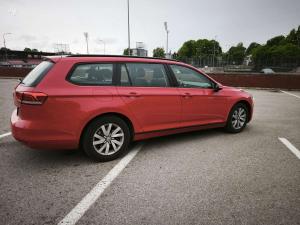 Red Volkswagen Passat 2015 in Telschi, with an engine capacity of 1.60 L and mileage of 345 thousand km for 6200 €, photo 7 on AUTOMOTO.COM.LV