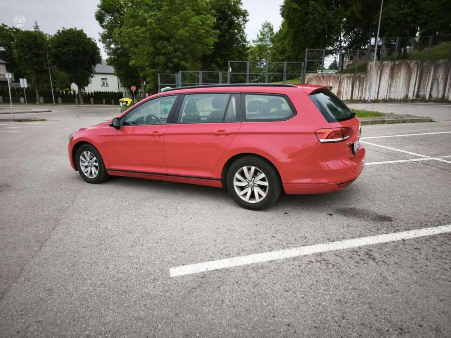 Red Volkswagen Passat 2015 in Telschi, with an engine capacity of 1.60 L and mileage of 345 thousand km for 6200 €, photo 8 on AUTOMOTO.COM.LV