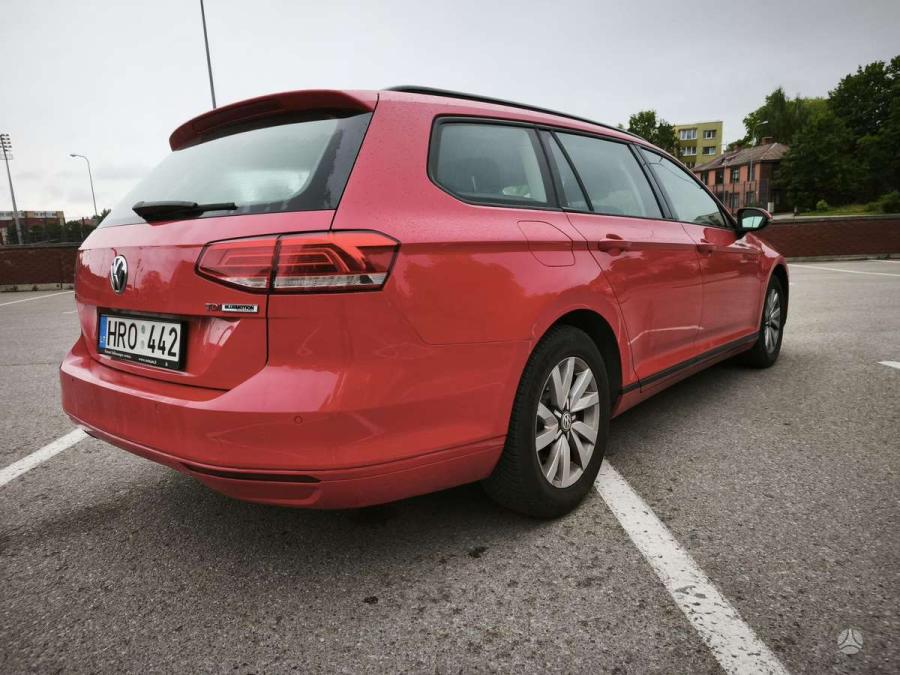 Red Volkswagen Passat 2015 in Telschi, with an engine capacity of 1.60 L and mileage of 345 thousand km for 6200 €, photo 11 on AUTOMOTO.COM.LV