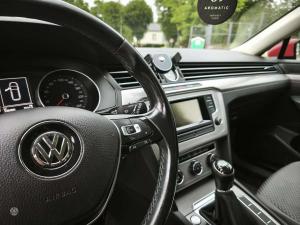 Red Volkswagen Passat 2015 in Telschi, with an engine capacity of 1.60 L and mileage of 345 thousand km for 6200 €, photo 13 on AUTOMOTO.COM.LV