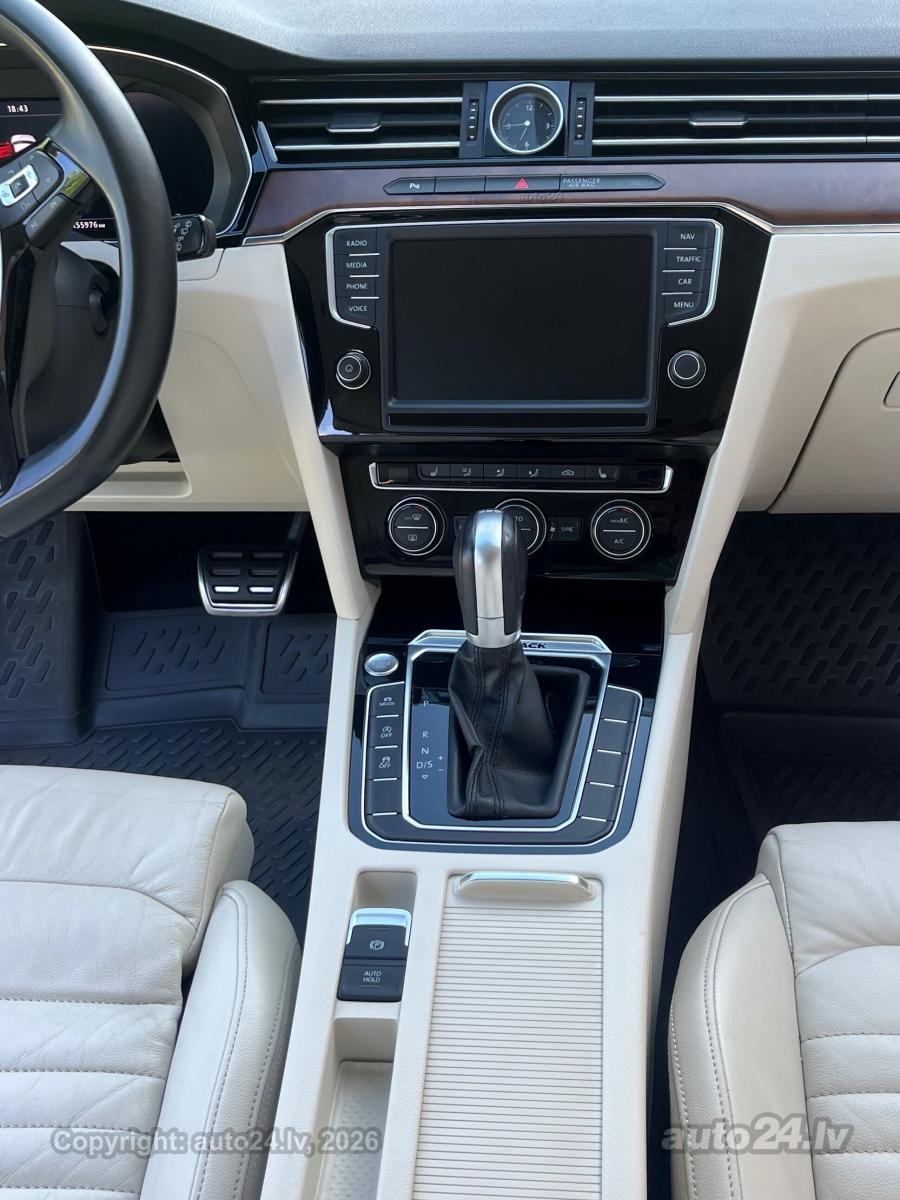 Красный Фольксваген Пассат 2015 в Таллин, объемом двигателя 2.00 л и пробегом 161 тыс. км за 14500 €, фото 13 на AUTOMOTO.COM.LV