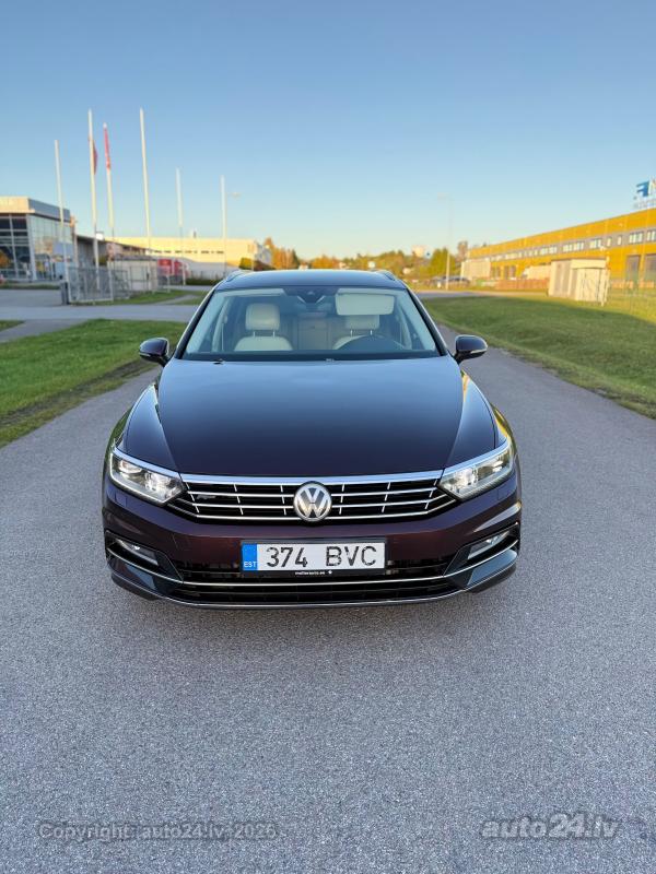 Volkswagen Passat 2015 in Tallinn on AUTOMOTO.COM.LV Red Volkswagen Passat 2015 in Tallinn, with an engine capacity of 2.00 L and mileage of 254 thousand km for 11999 €, photo 4 on AUTOMOTO.COM.LV