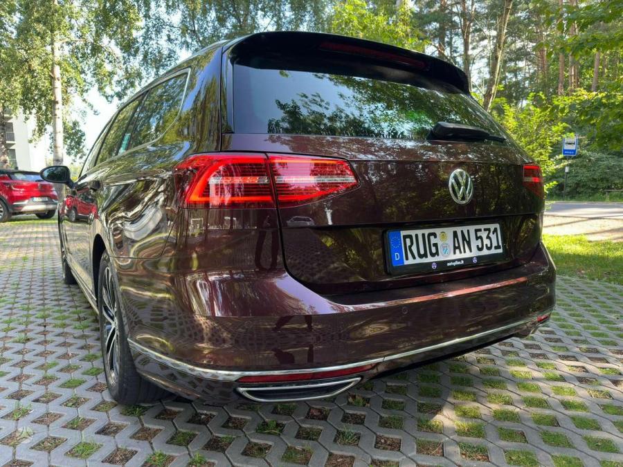 Sarkans Volkswagen Passat 2016 Viļņa, ar dzinēja tilpumu 1.97 L un nobraukumu 338 tūkst. km par 11900 €, foto 6 vietnē AUTOMOTO.COM.LV