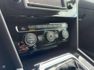Sarkans Volkswagen Passat 2016 Viļņa, ar dzinēja tilpumu 1.97 L un nobraukumu 338 tūkst. km par 11900 €, foto 25 vietnē AUTOMOTO.COM.LV