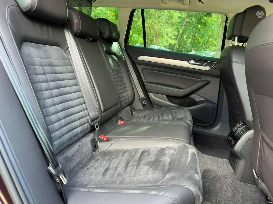 Sarkans Volkswagen Passat 2016 Viļņa, ar dzinēja tilpumu 1.97 L un nobraukumu 338 tūkst. km par 11900 €, foto 31 vietnē AUTOMOTO.COM.LV