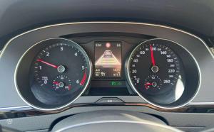 Sarkans Volkswagen Passat 2016 Viļņa, ar dzinēja tilpumu 1.97 L un nobraukumu 338 tūkst. km par 11900 €, foto 46 vietnē AUTOMOTO.COM.LV