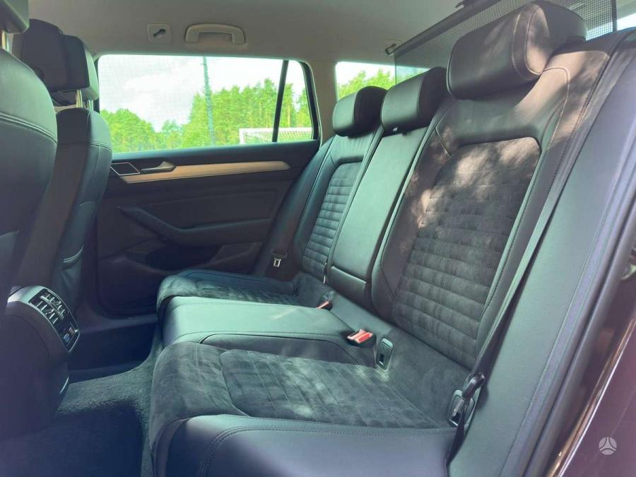 Sarkans Volkswagen Passat 2016 Viļņa, ar dzinēja tilpumu 1.97 L un nobraukumu 338 tūkst. km par 11900 €, foto 32 vietnē AUTOMOTO.COM.LV