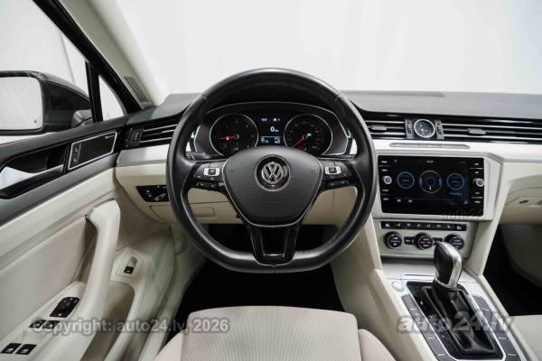 Sarkans Volkswagen Passat 2017 Tallina, ar dzinēja tilpumu 2.00 L un nobraukumu 164 tūkst. km par 13500 €, foto 10 vietnē AUTOMOTO.COM.LV