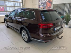 Sarkans Volkswagen Passat 2018 Paide, ar dzinēja tilpumu 2.00 L un nobraukumu 182 tūkst. km par 16400 €, foto 3 vietnē AUTOMOTO.COM.LV