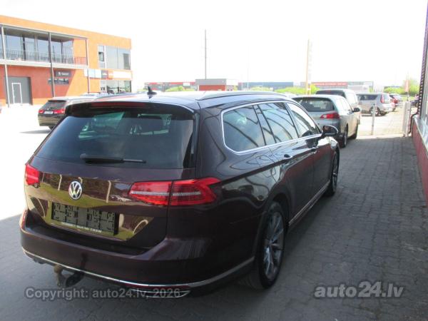 Red Volkswagen Passat 2018 in Tartu, with an engine capacity of 2.00 L and mileage of 231 thousand km for 13890 €, photo 6 on AUTOMOTO.COM.LV