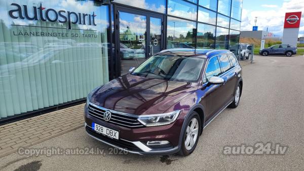 Red Volkswagen Passat 2018 in Tartu, with an engine capacity of 2.00 L and mileage of 124 thousand km for 19990 €, photo 1 on AUTOMOTO.COM.LV