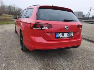 Sarkans Volkswagen Passat 2019 Marijampole, ar dzinēja tilpumu 1.97 L un nobraukumu 254 tūkst. km par 12600 €, foto 6 vietnē AUTOMOTO.COM.LV