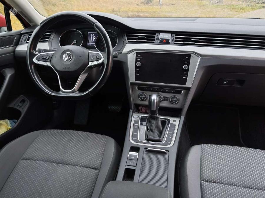 Sarkans Volkswagen Passat 2019 Marijampole, ar dzinēja tilpumu 1.97 L un nobraukumu 254 tūkst. km par 12600 €, foto 17 vietnē AUTOMOTO.COM.LV
