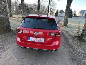 Red Volkswagen Passat 2020 in Kaunas, with an engine capacity of 1.40 L and mileage of 99 thousand km for 17950 €, photo 8 on AUTOMOTO.COM.LV