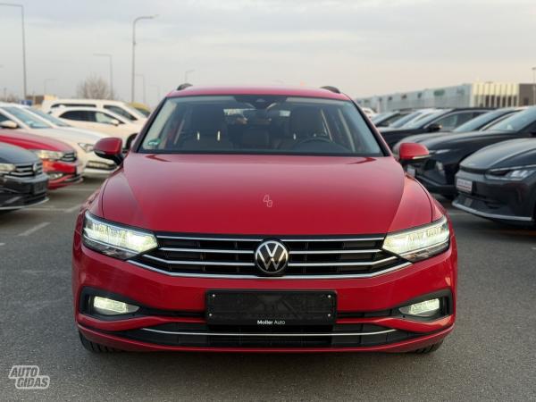Sarkans Volkswagen Passat 2023 Viļņa, ar dzinēja tilpumu 2.00 L un nobraukumu 185 tūkst. km par 15400 €, foto 2 vietnē AUTOMOTO.COM.LV