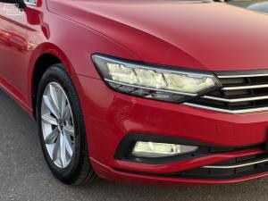 Sarkans Volkswagen Passat 2023 Viļņa, ar dzinēja tilpumu 2.00 L un nobraukumu 185 tūkst. km par 15400 €, foto 4 vietnē AUTOMOTO.COM.LV