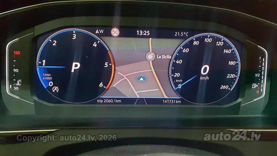 Red Volkswagen Passat 2023 in Tallinn, with an engine capacity of 2.00 L and mileage of 141 thousand km for 18990 €, photo 9 on AUTOMOTO.COM.LV