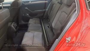 Red Volkswagen Passat 2023 in Tallinn, with an engine capacity of 2.00 L and mileage of 141 thousand km for 18990 €, photo 11 on AUTOMOTO.COM.LV