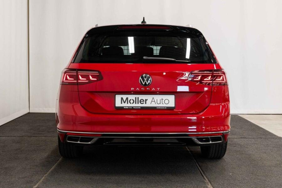 Red Volkswagen Passat 2023 in Tallinn, with an engine capacity of 2.00 L and mileage of 126 thousand km for 24200 €, photo 7 on AUTOMOTO.COM.LV