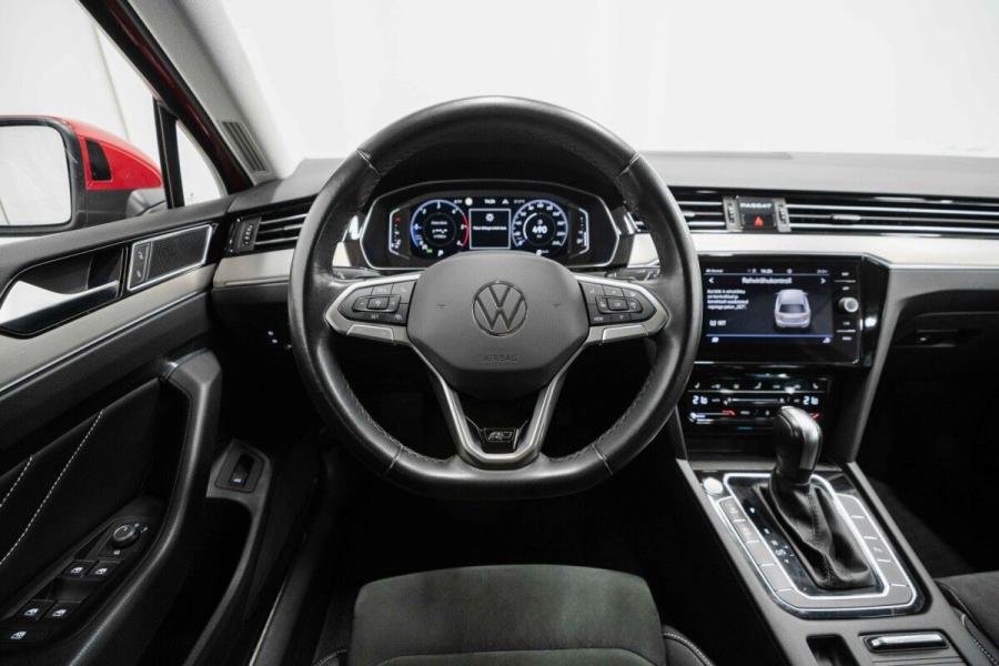 Red Volkswagen Passat 2023 in Tallinn, with an engine capacity of 2.00 L and mileage of 126 thousand km for 24200 €, photo 11 on AUTOMOTO.COM.LV