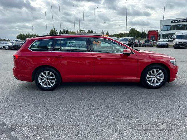 Red Volkswagen Passat 2023 in Tartu, with an engine capacity of 2.00 L and mileage of 141 thousand km for 17600 €, photo 8 on AUTOMOTO.COM.LV