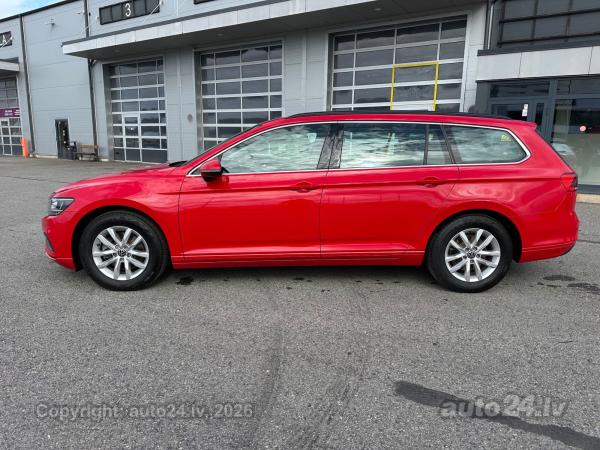Red Volkswagen Passat 2023 in Tartu, with an engine capacity of 2.00 L and mileage of 141 thousand km for 17600 €, photo 9 on AUTOMOTO.COM.LV