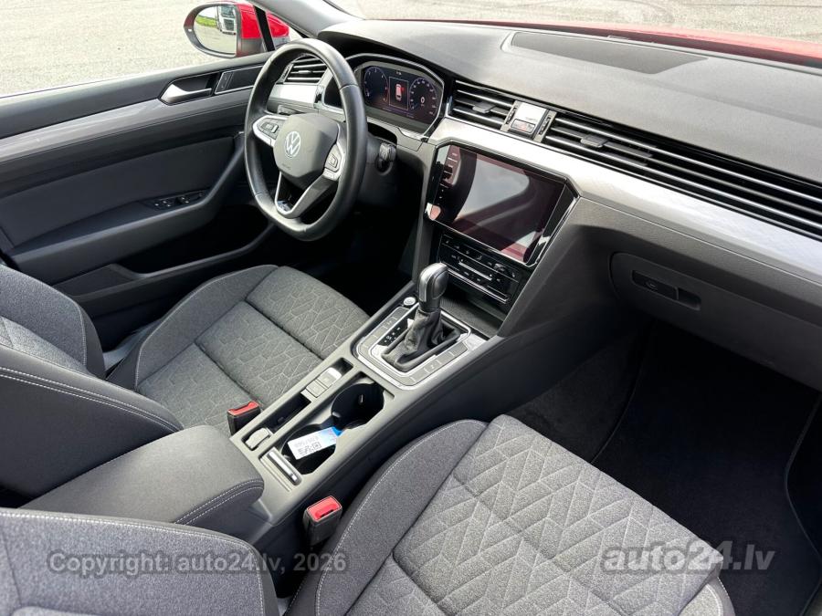 Sarkans Volkswagen Passat 2023 Tartu, ar dzinēja tilpumu 2.00 L un nobraukumu 141 tūkst. km par 17600 €, foto 17 vietnē AUTOMOTO.COM.LV