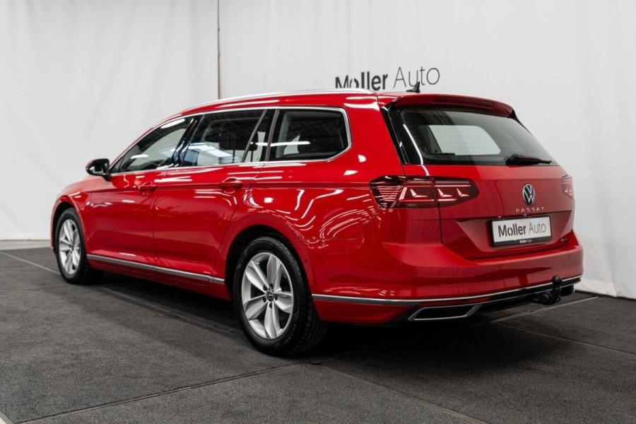 Sarkans Volkswagen Passat 2023 Tallina, ar dzinēja tilpumu 2.00 L un nobraukumu 149 tūkst. km par 23500 €, foto 4 vietnē AUTOMOTO.COM.LV