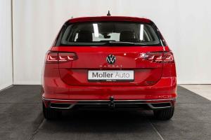 Sarkans Volkswagen Passat 2023 Tallina, ar dzinēja tilpumu 2.00 L un nobraukumu 149 tūkst. km par 23500 €, foto 6 vietnē AUTOMOTO.COM.LV
