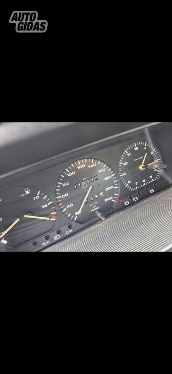 Volkswagen Passat 1990 Ukmergė, ar dzinēja tilpumu 1.80 L un nobraukumu 170 tūkst. km par 800 €, foto 8 vietnē AUTOMOTO.COM.LV