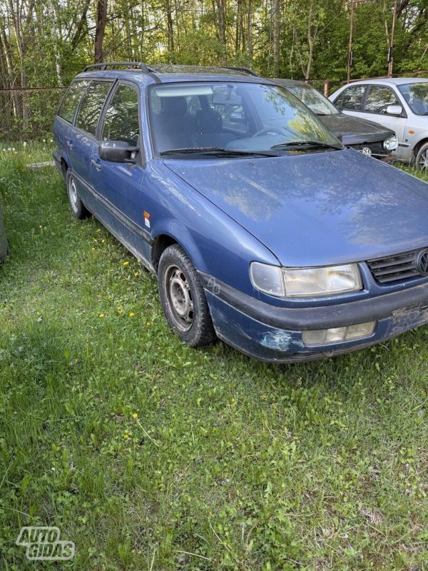 Volkswagen Passat 1994 Kauņa, ar dzinēja tilpumu 1.80 L un nobraukumu 196 tūkst. km par 500 €, foto 7 vietnē AUTOMOTO.COM.LV