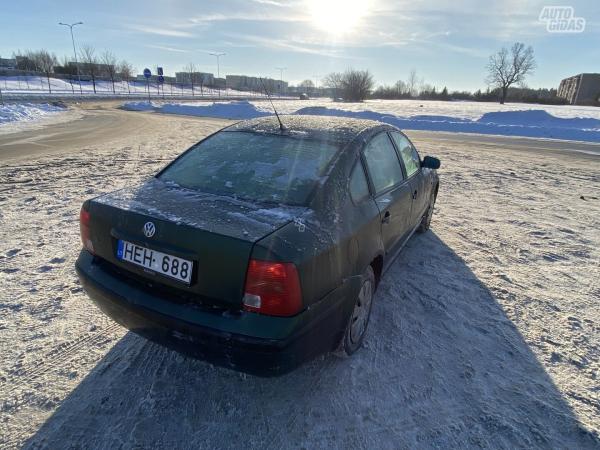 Volkswagen Passat 1996 Panevēža, ar dzinēja tilpumu 1.90 L un nobraukumu 272 tūkst. km par 450 €, foto 6 vietnē AUTOMOTO.COM.LV