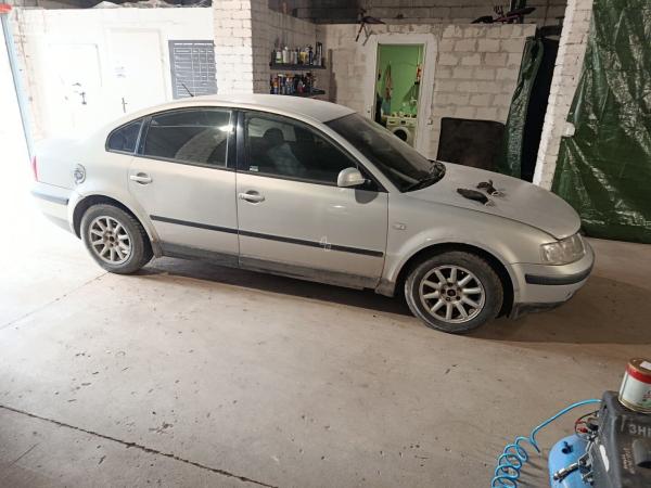 Volkswagen Passat 1996 Joniškis, ar dzinēja tilpumu 1.90 L un nobraukumu 30 tūkst. km par 250 €, foto 2 vietnē AUTOMOTO.COM.LV