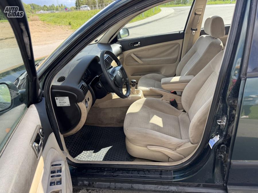 Volkswagen Passat 1996 Utena, ar dzinēja tilpumu 1.80 L un nobraukumu 202 tūkst. km par 1350 €, foto 11 vietnē AUTOMOTO.COM.LV