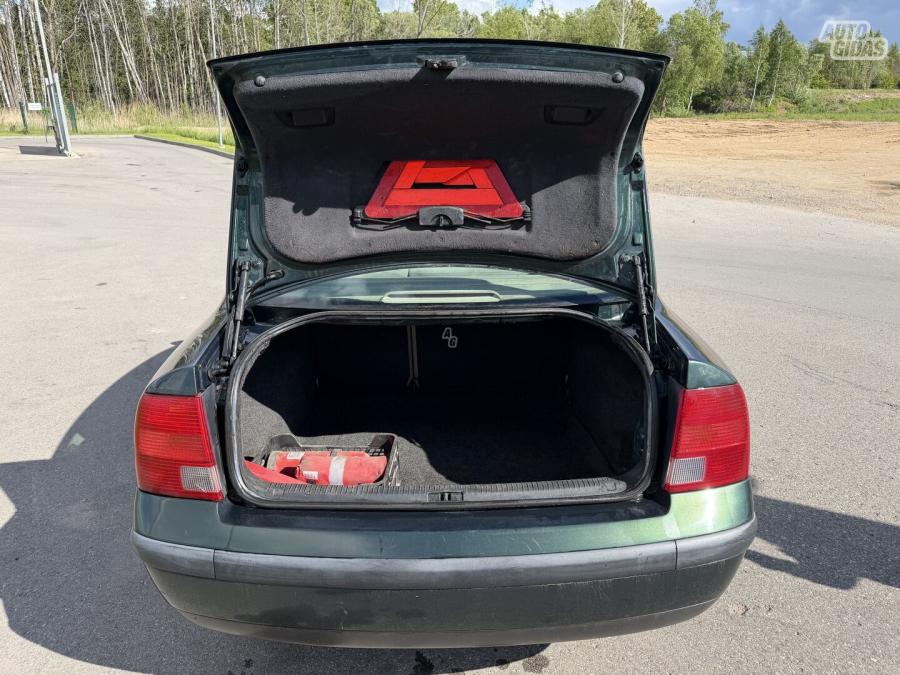 Volkswagen Passat 1996 Utena, ar dzinēja tilpumu 1.80 L un nobraukumu 202 tūkst. km par 1350 €, foto 16 vietnē AUTOMOTO.COM.LV