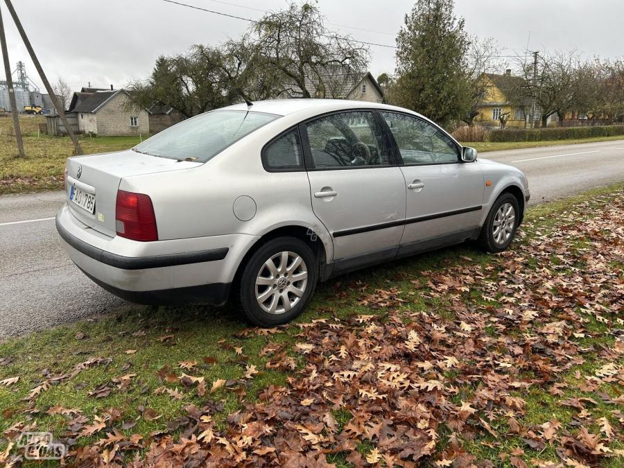 Volkswagen Passat 1997 in Varena, with an engine capacity of 1.60 L and mileage of 288 thousand km for 640 €, photo 7 on AUTOMOTO.COM.LV