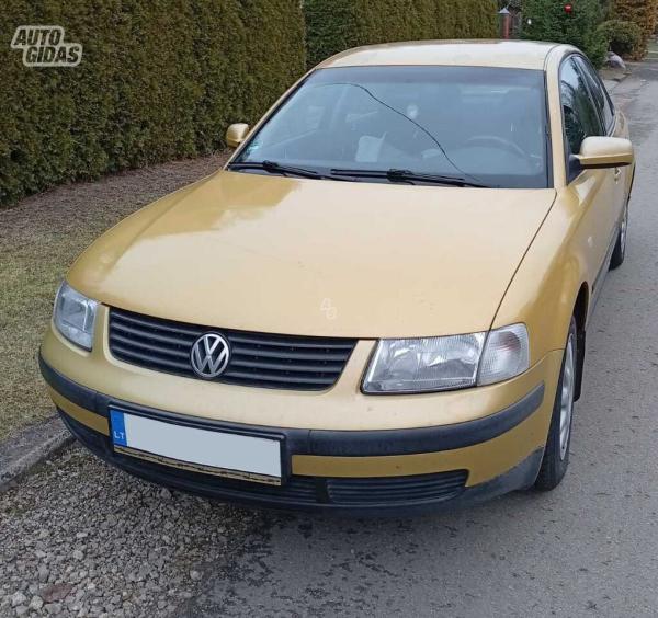 Volkswagen Passat 1997 in Panevezys, with an engine capacity of 1.60 L and mileage of 230 thousand km for 1500 €, photo 1 on AUTOMOTO.COM.LV