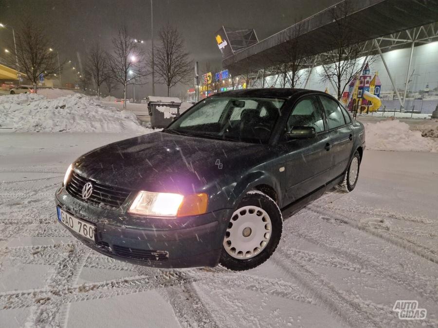 Volkswagen Passat 1997 Klaipėda, ar dzinēja tilpumu 1.80 L un nobraukumu 199 tūkst. km par 700 €, foto 1 vietnē AUTOMOTO.COM.LV