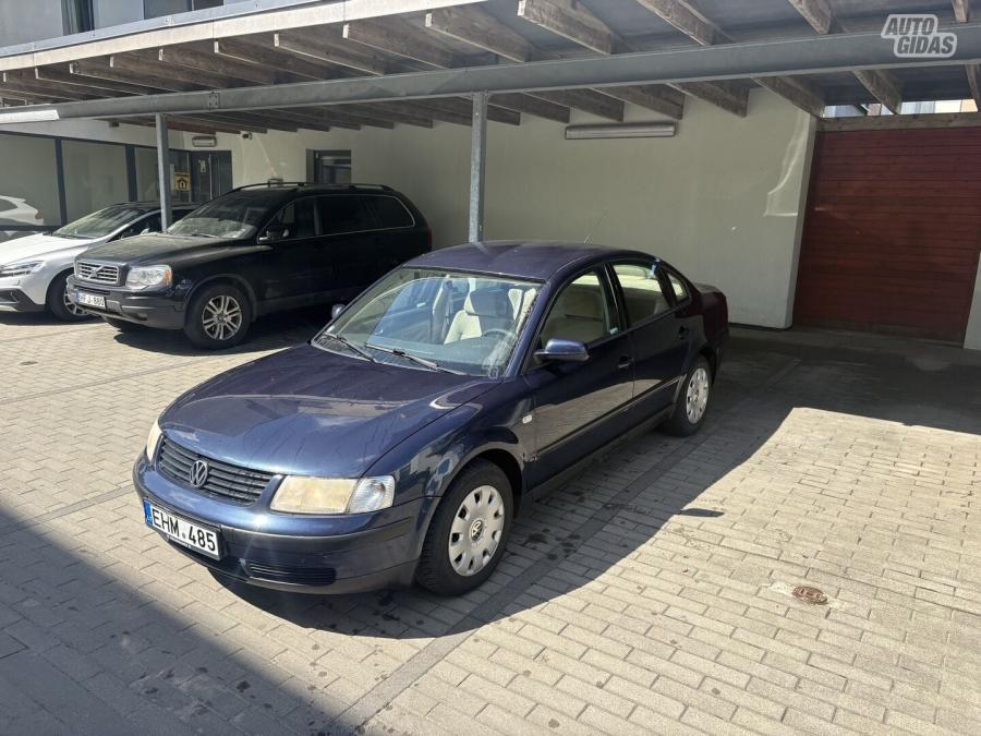 Volkswagen Passat 1997 Viļņa, ar dzinēja tilpumu 1.80 L un nobraukumu 350 tūkst. km par 888 €, foto 3 vietnē AUTOMOTO.COM.LV