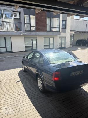 Volkswagen Passat 1997 Viļņa, ar dzinēja tilpumu 1.80 L un nobraukumu 350 tūkst. km par 888 €, foto 4 vietnē AUTOMOTO.COM.LV