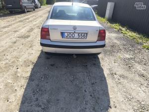 Volkswagen Passat 1997 in Vilnius, with an engine capacity of 1.80 L and mileage of 188 thousand km for 1000 €, photo 4 on AUTOMOTO.COM.LV