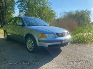 Volkswagen Passat 1997 in Parnu, with an engine capacity of 1.60 L and mileage of 352 thousand km for 900 €, photo  on AUTOMOTO.COM.LV