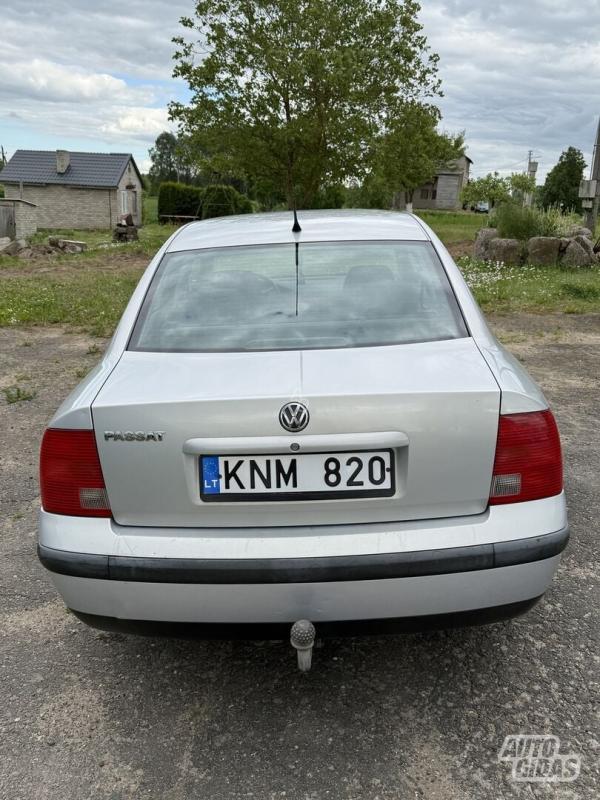 Volkswagen Passat 1997 Kalvarija, ar dzinēja tilpumu 1.80 L un nobraukumu 272 tūkst. km par 900 €, foto 2 vietnē AUTOMOTO.COM.LV