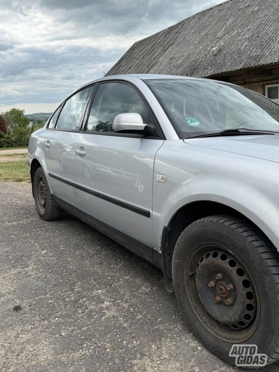 Volkswagen Passat 1997 Kalvarija, ar dzinēja tilpumu 1.80 L un nobraukumu 272 tūkst. km par 900 €, foto 5 vietnē AUTOMOTO.COM.LV