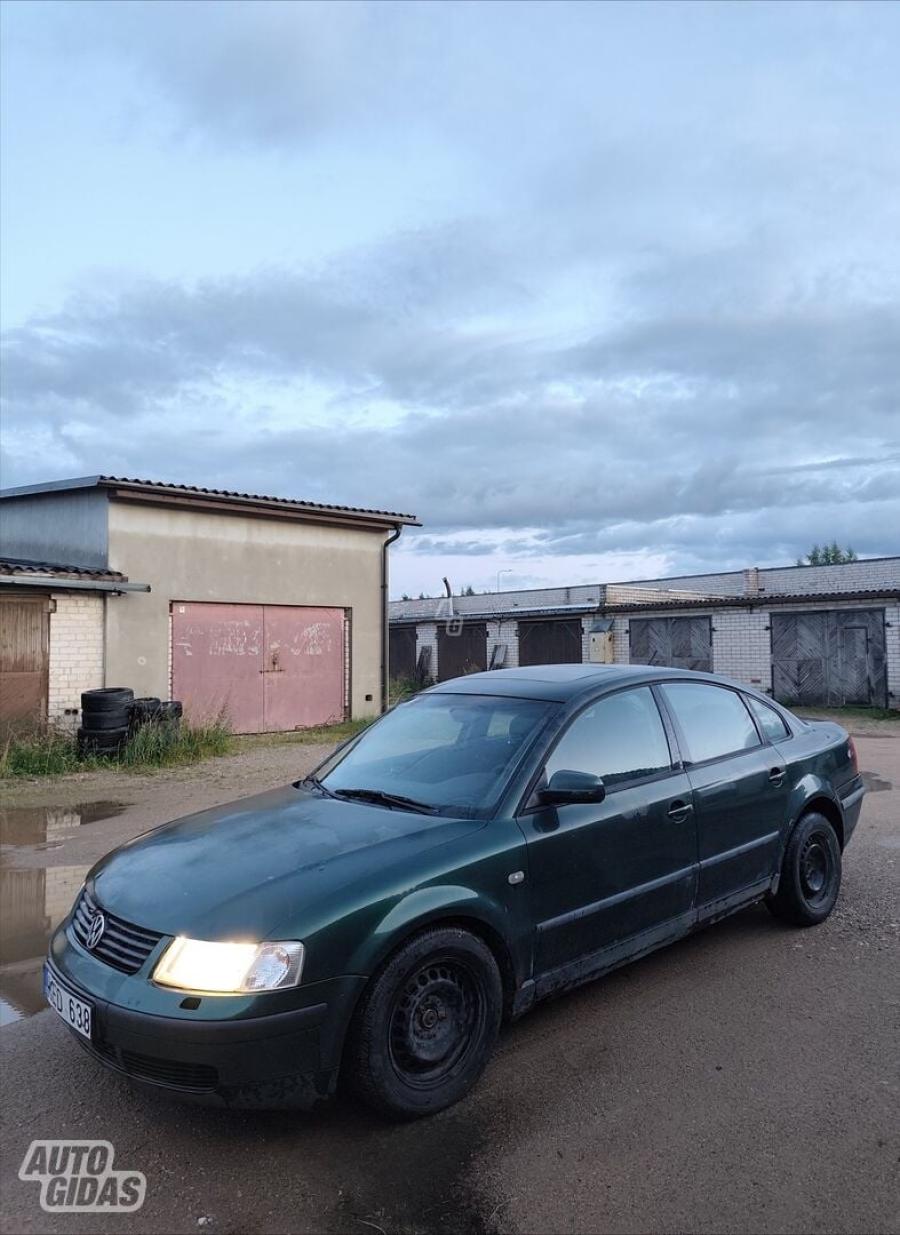 Volkswagen Passat 1997 Molėtai, ar dzinēja tilpumu 1.90 L un nobraukumu 440 tūkst. km par 350 €, foto 1 vietnē AUTOMOTO.COM.LV