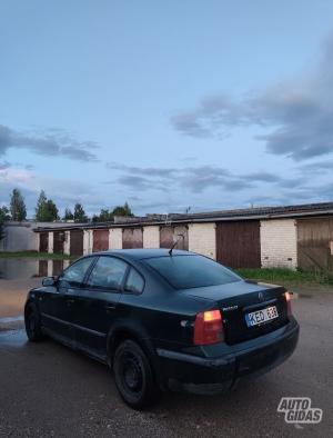 Volkswagen Passat 1997 Molėtai, ar dzinēja tilpumu 1.90 L un nobraukumu 440 tūkst. km par 350 €, foto 5 vietnē AUTOMOTO.COM.LV