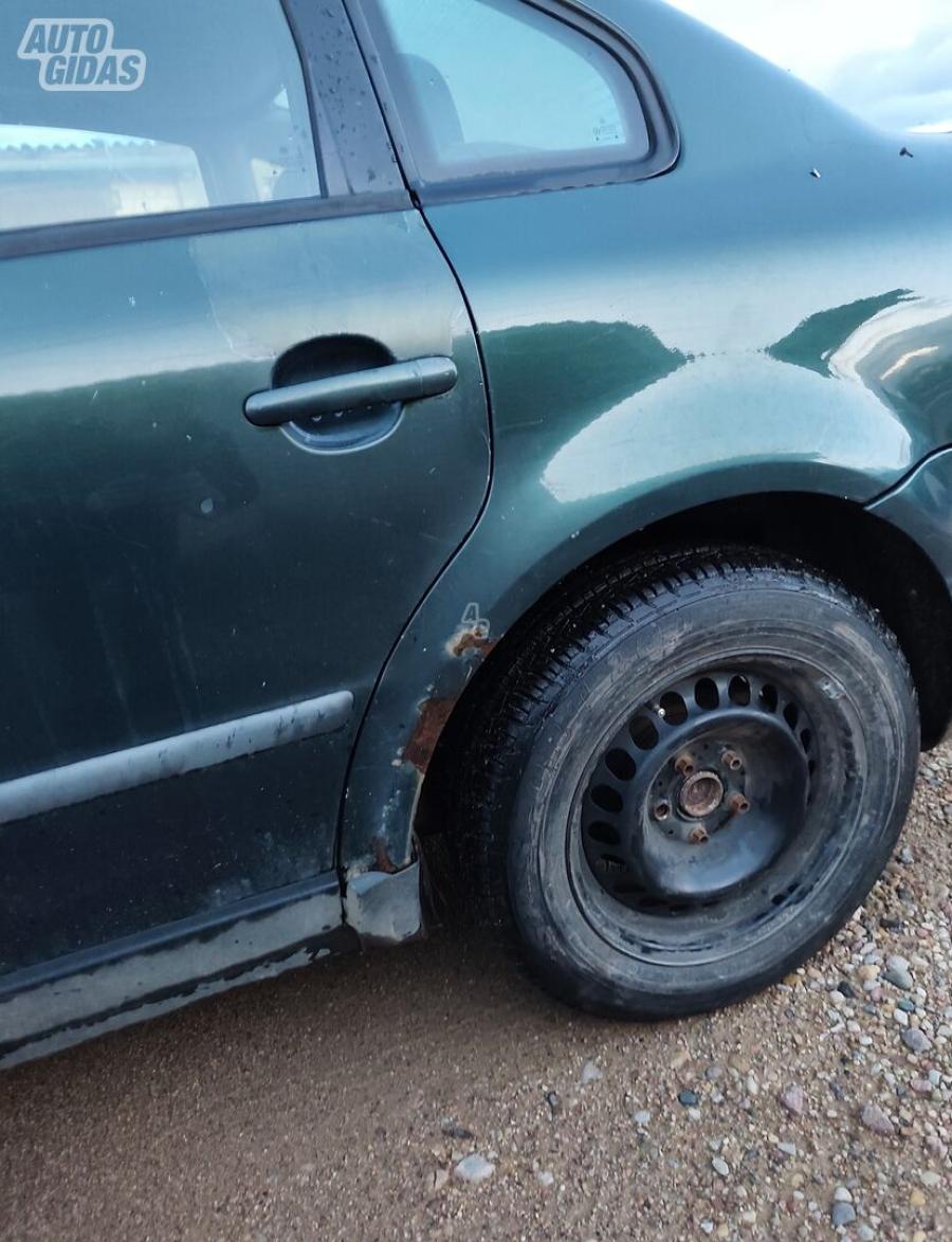 Volkswagen Passat 1997 Molėtai, ar dzinēja tilpumu 1.90 L un nobraukumu 440 tūkst. km par 350 €, foto 10 vietnē AUTOMOTO.COM.LV