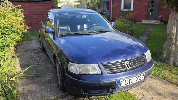 Volkswagen Passat 1997 in Kaunas on AUTOMOTO.COM.LV Volkswagen Passat 1997 in Kaunas, with an engine capacity of 1.90 L and mileage of 270 thousand km for 650 €, photo 3 on AUTOMOTO.COM.LV