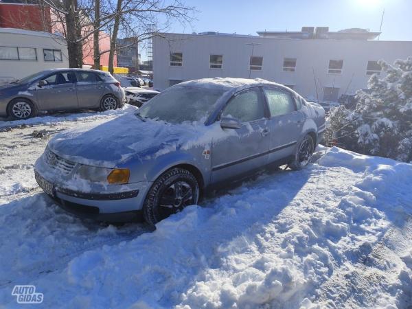 Volkswagen Passat 1998 Viļņa, ar dzinēja tilpumu 1.80 L un nobraukumu 309 tūkst. km par 430 €, foto 5 vietnē AUTOMOTO.COM.LV